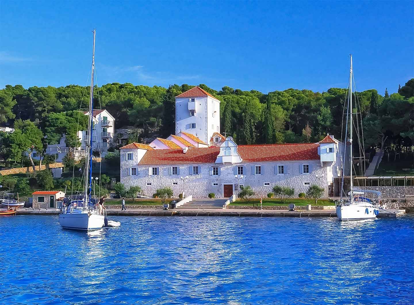 Hotel Villa Marchese in Maslinica, Solta island | Croatian Villa Holidays